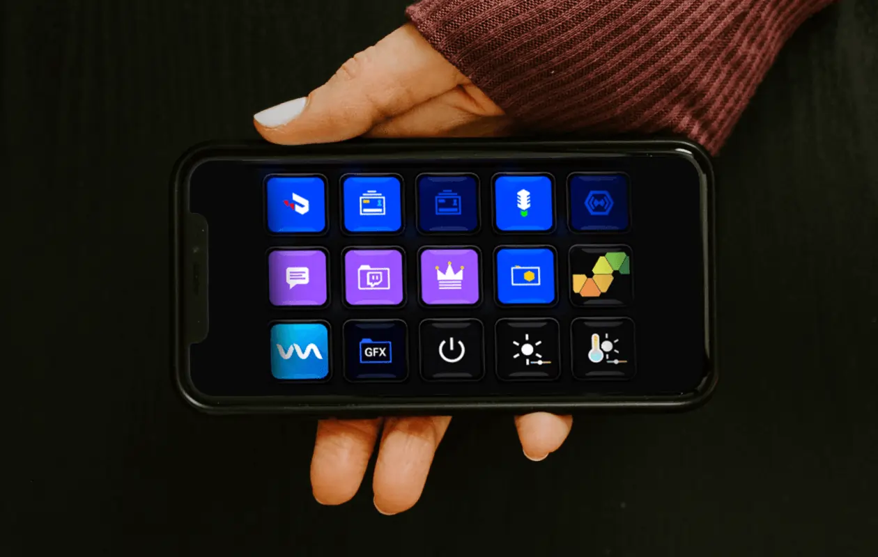 Top 7 Free & Paid Stream Deck Alternatives for Livestreaming